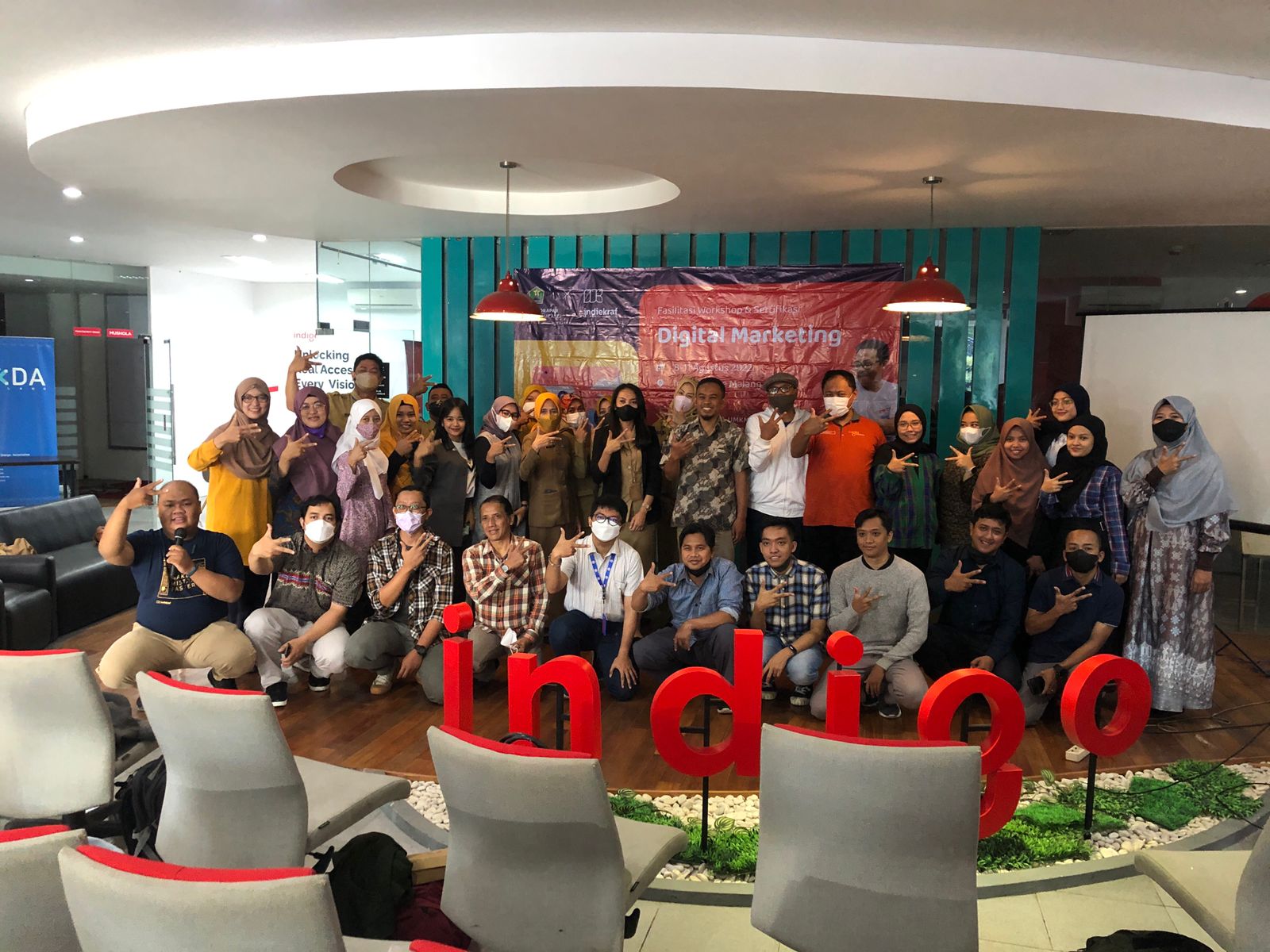 Indiekraf Bersama Disporapar Kota Malang Gelar Sertifikasi Digital Marketing Berstandar Nasional ...